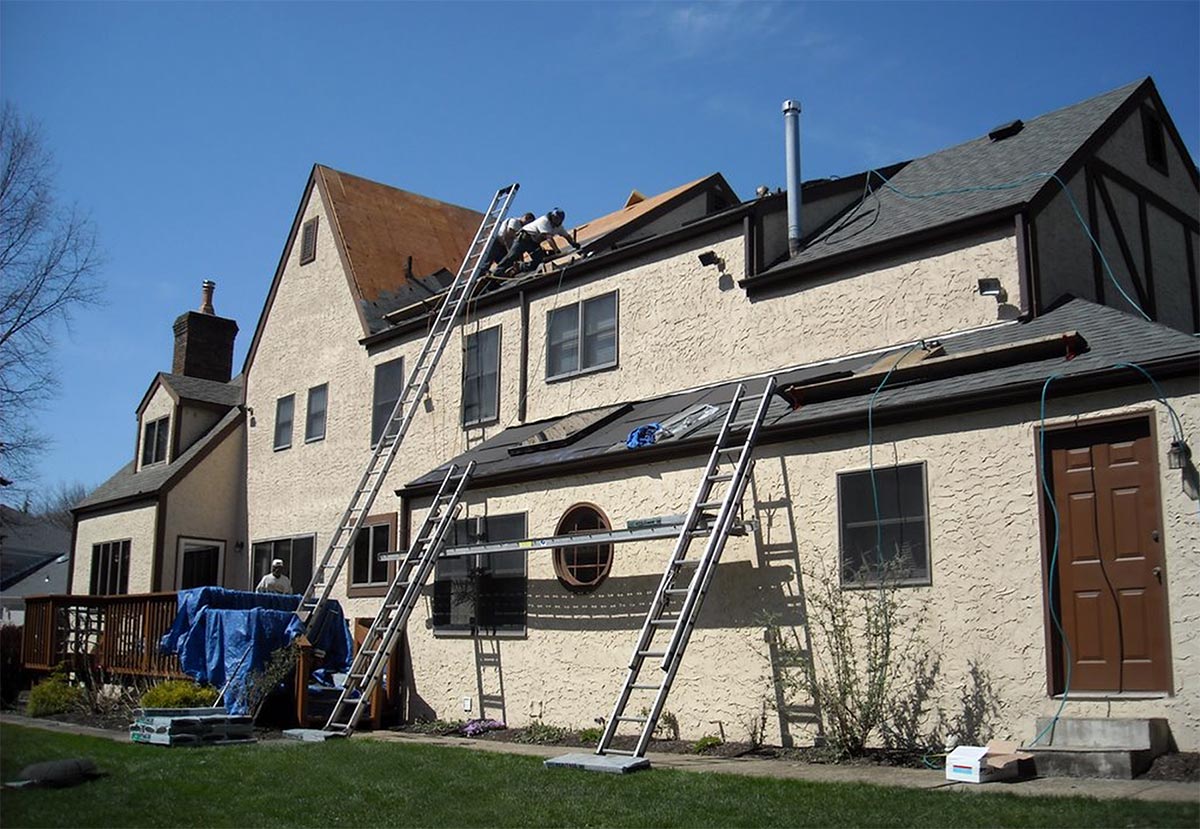 Roof Repair & Maintenance Cleveland, Ohio | Custom Craft Builders Co.